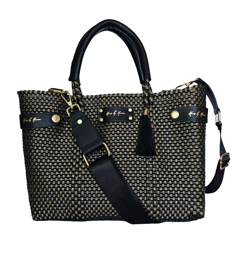 Latest Luxury Designers Crossbody Bags For Women | Buy Now